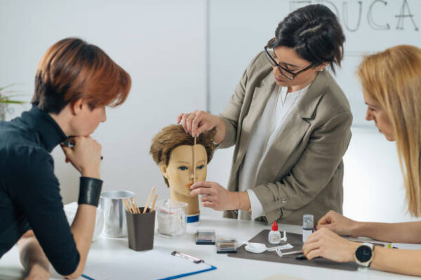 Complete Guide to Cosmetology Licensing Requirements by State (2025 ...
